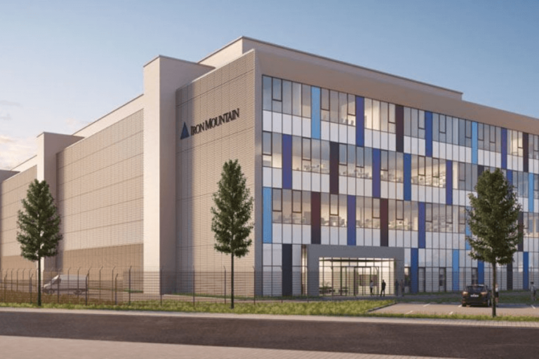 Data Centre Electrical Services | Dussmann STS Group